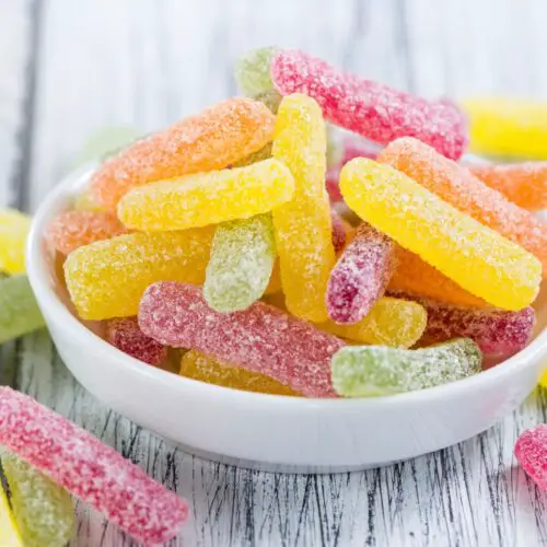 Världens Suraste Godis - En Smakexplosion - SwedEats