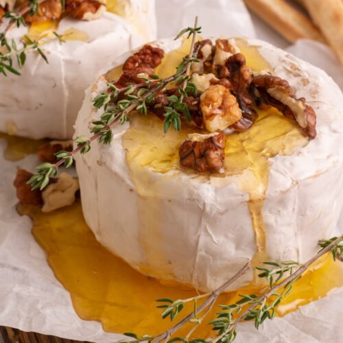 Brieost i Ugn Recept - Honung & Valnötter - SwedEats